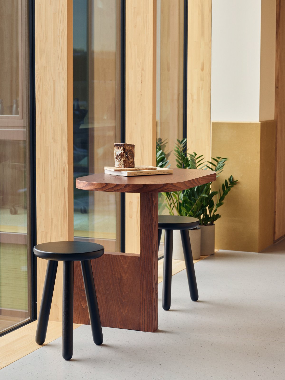 YinjiSpace - Daytrip Studio x TOG Shoreditch Office